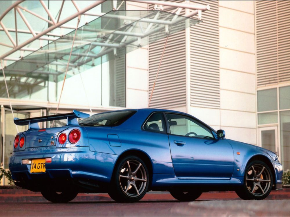 Nissan Skyline R34 GTR (1999–2002) Review, Specs and Photos