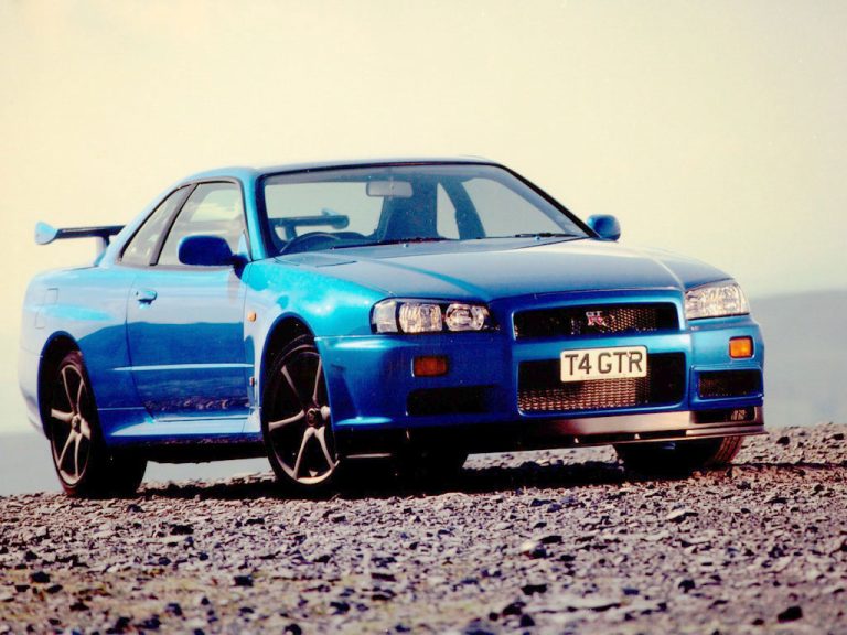 Nissan Skyline R34 GTR (1999–2002) Review, Specs and Photos